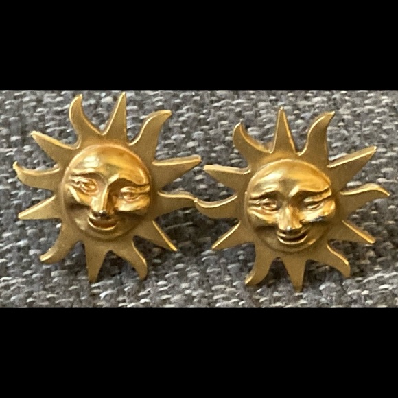 Alva | Accessories | Alva Vintage Gold Tone Smiling Sun Cufflinks ...